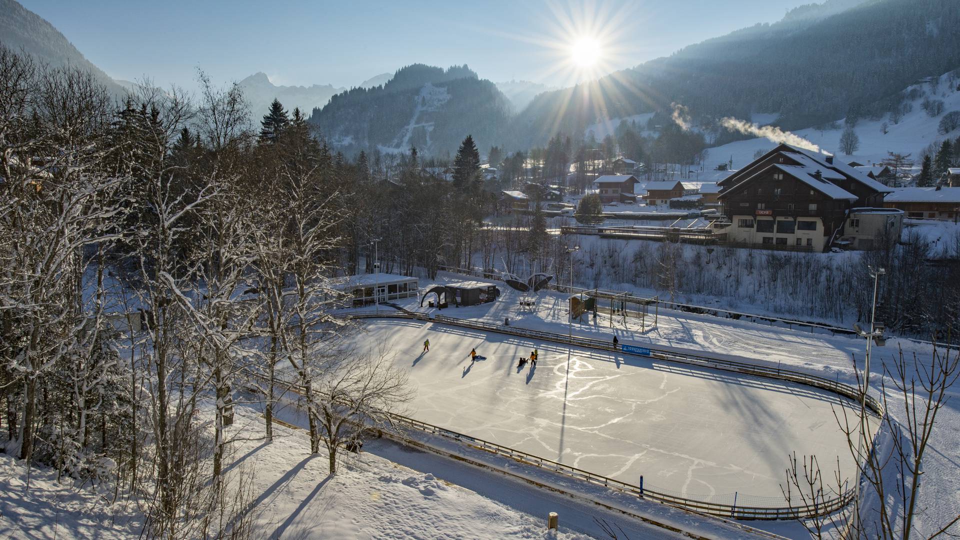 Station de ski des Contamines Montjoie, au coeur du massif du Mont-Blanc